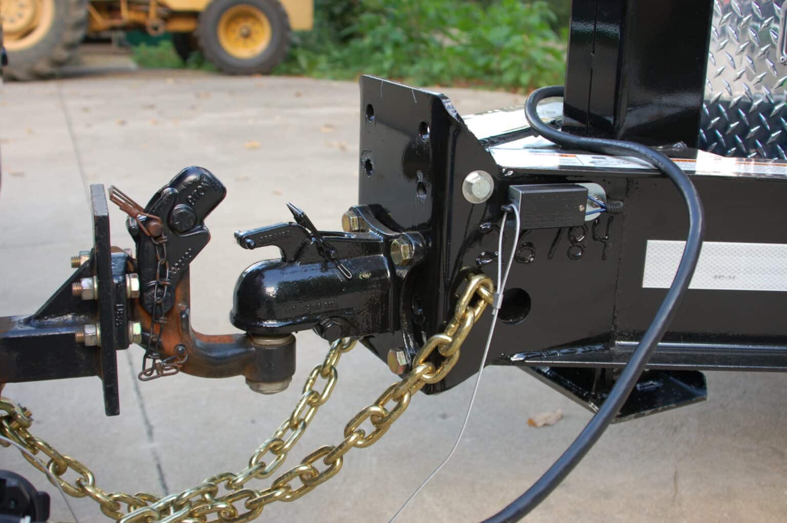 ELH GT Series﻿, Gravity Tilt | Moritz Trailers & Truck Bodies