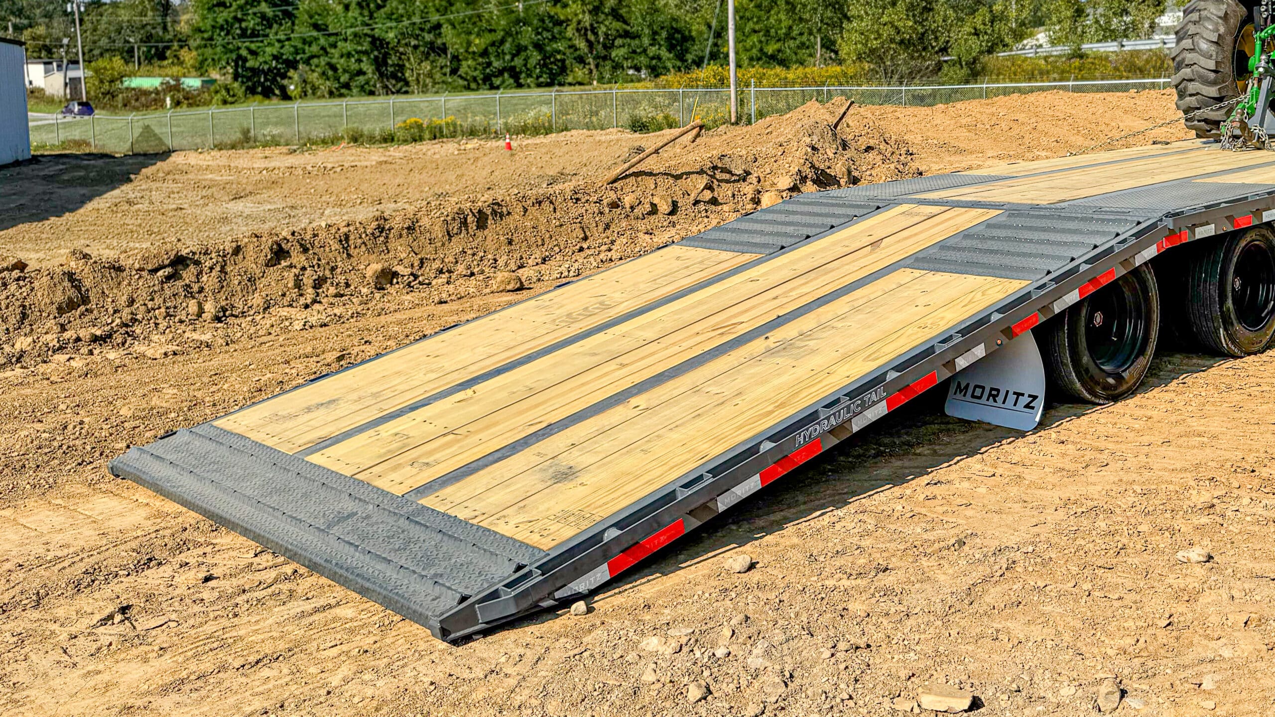 Hydraulic Tail FDH HT Series﻿ | Moritz Trailers & Truck Bodies